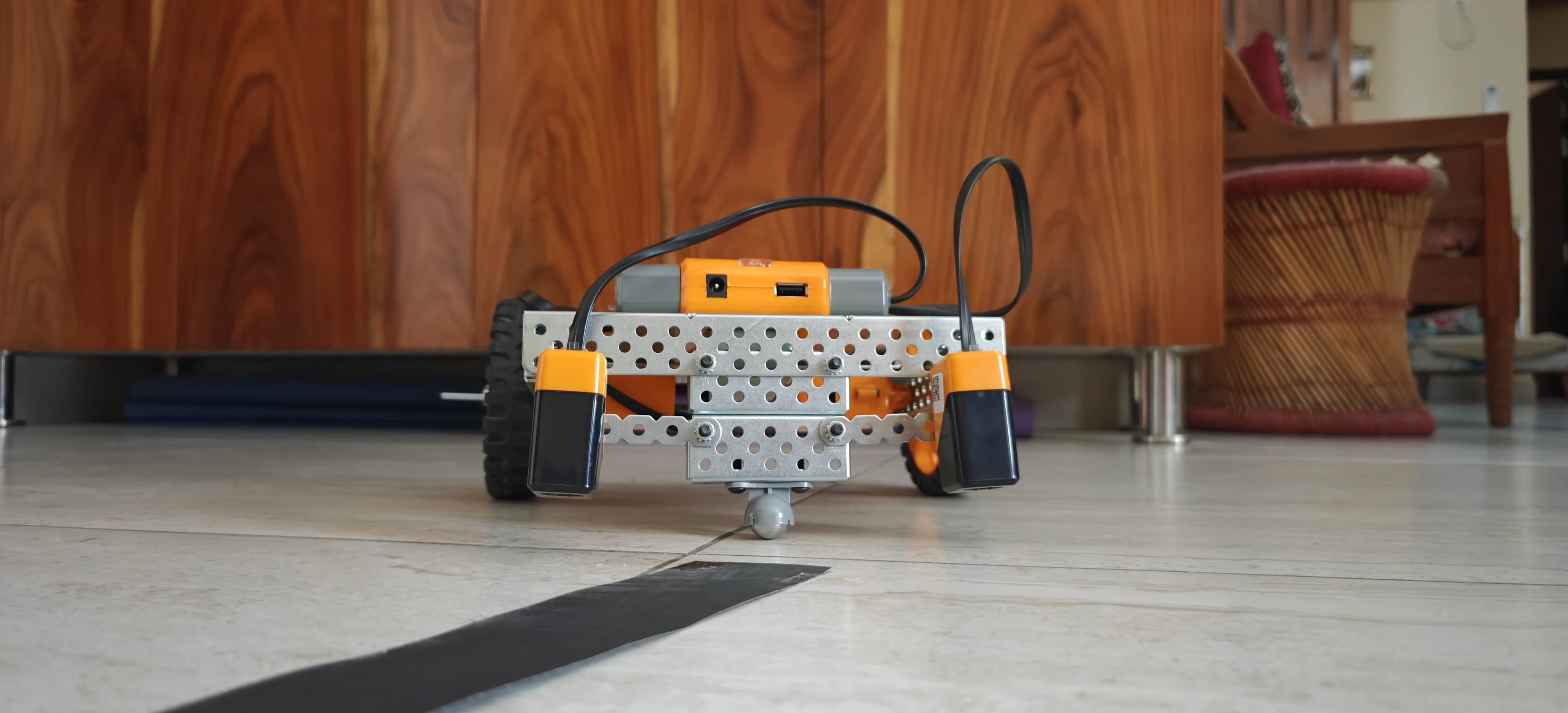 Line Follower - Avishkaar Project