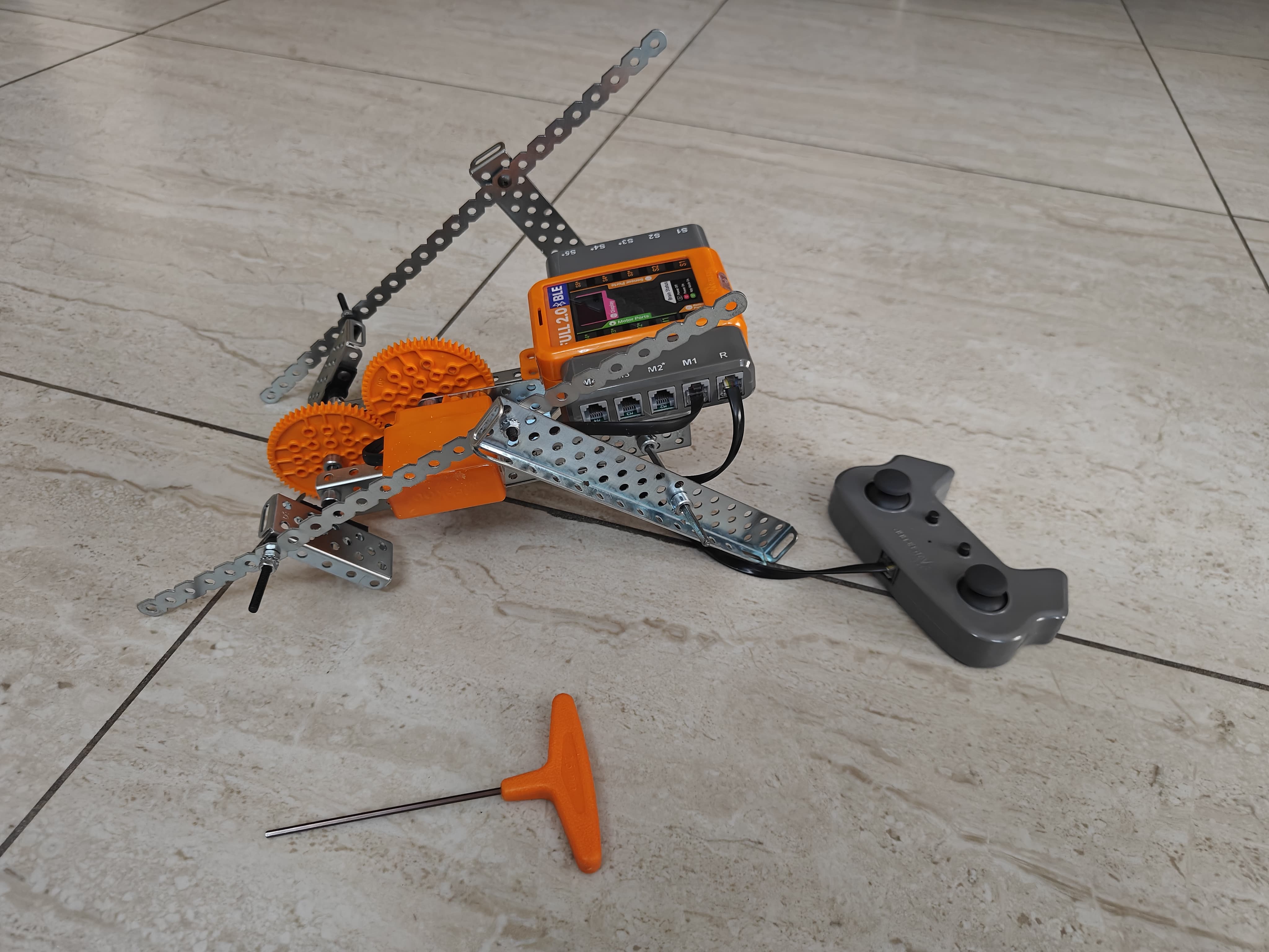 Walker Bot - Avishkaar Project