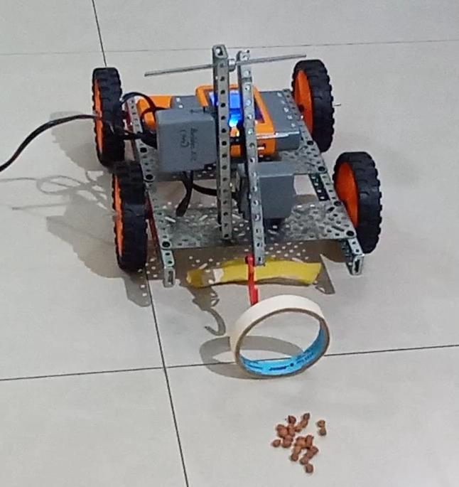 Cleaning Bot milestone 1 demo - Avishkaar Project