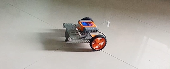 Move Car in Square - Avishkaar Project