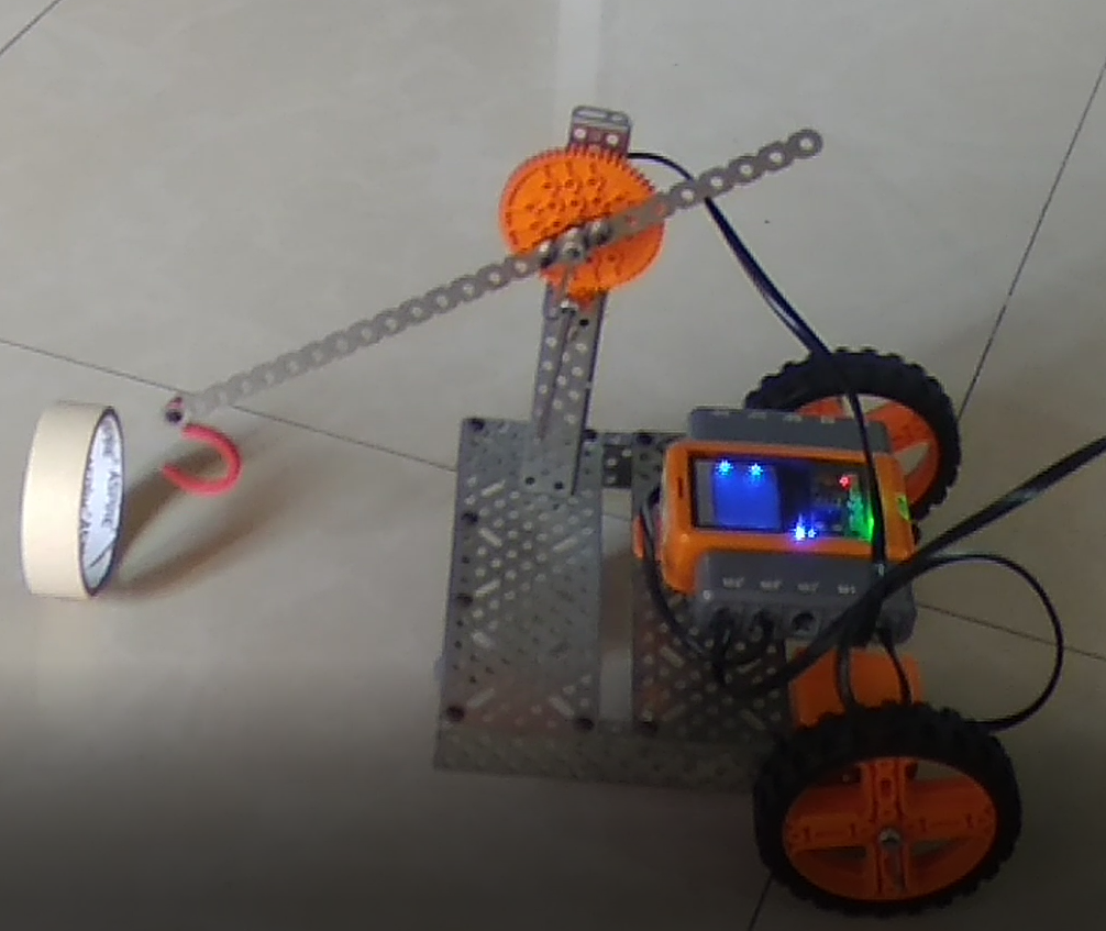 Robo crane using gear - Avishkaar Project