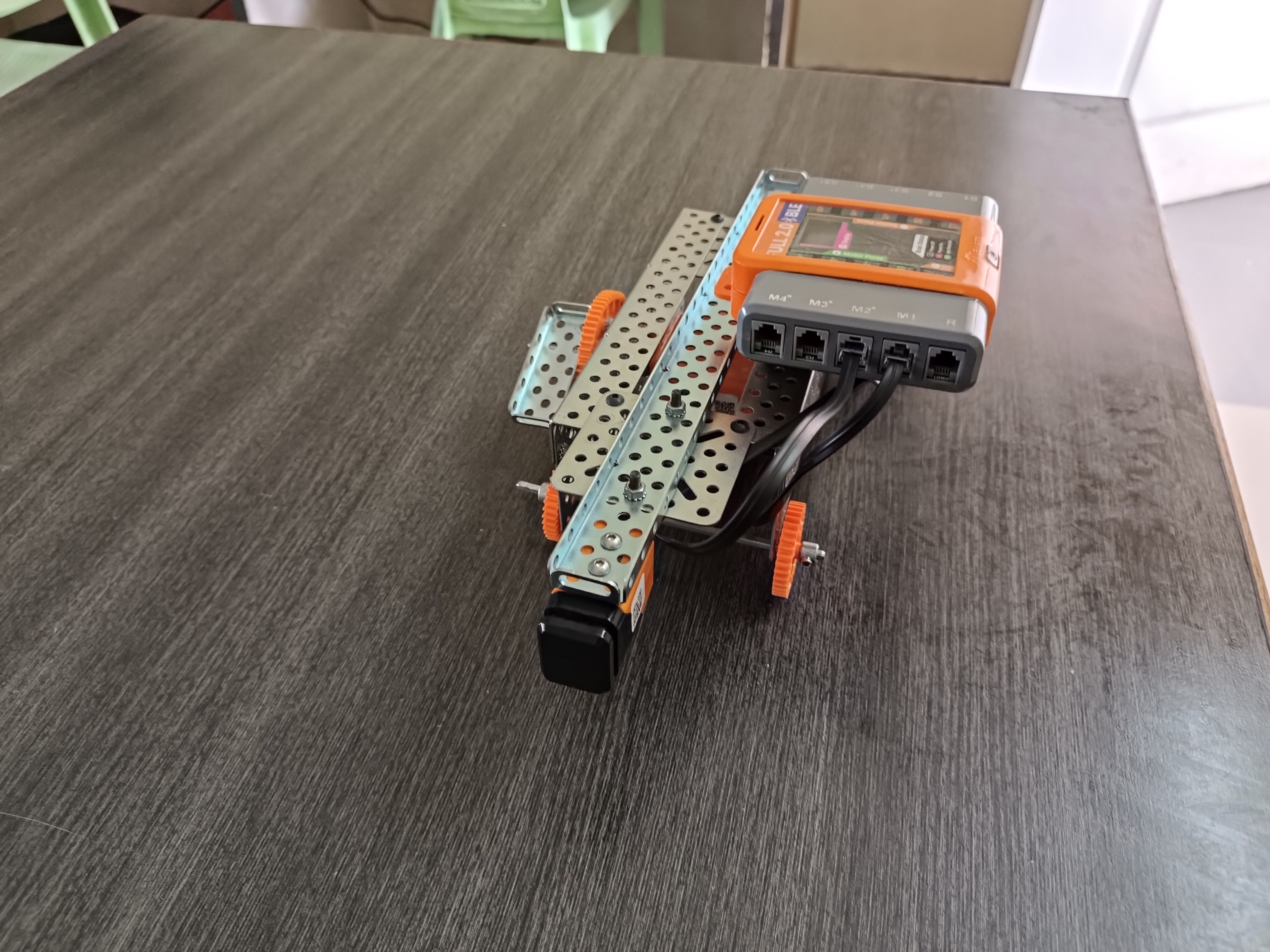 Bumping Car Bot - Avishkaar Project