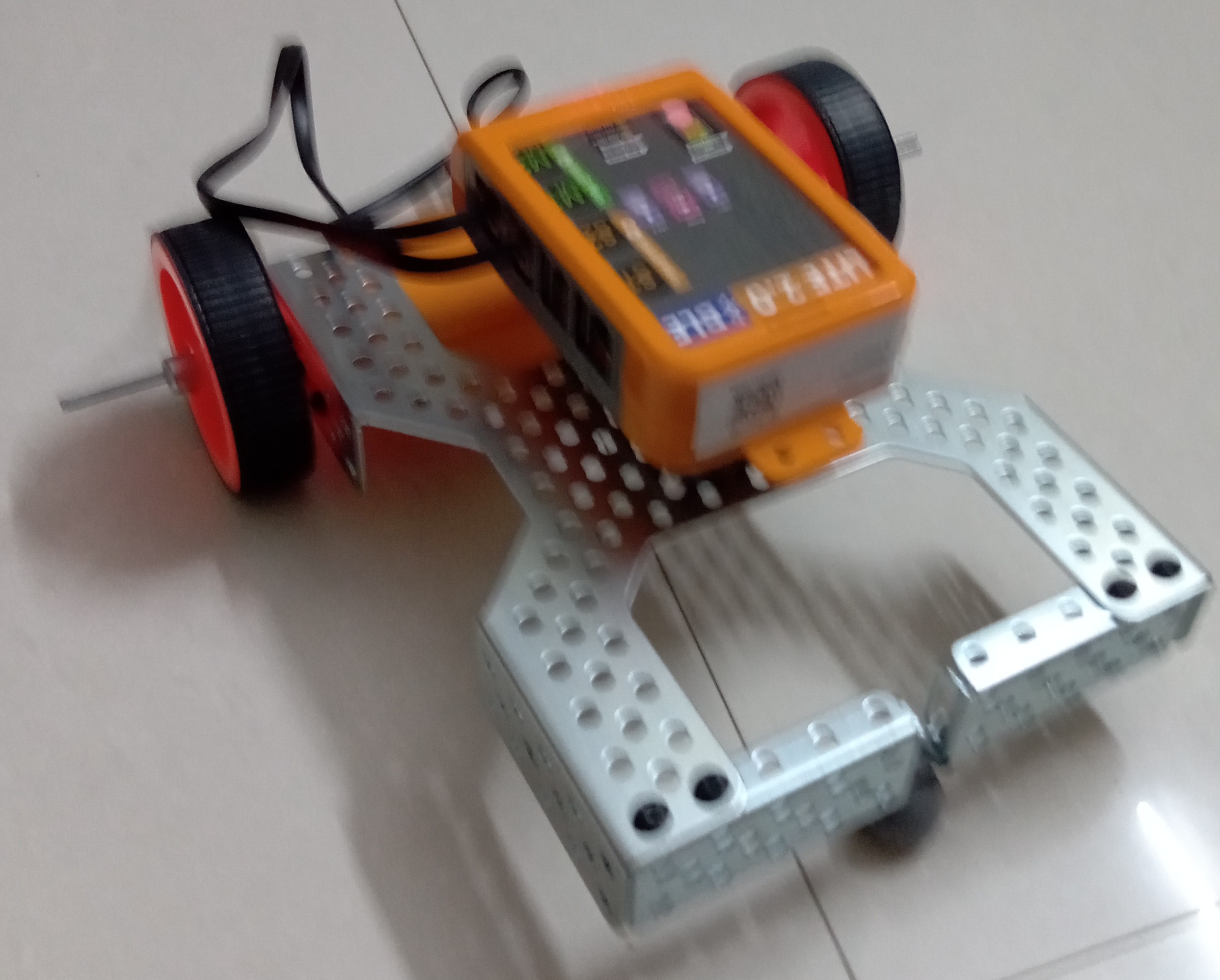 Our first bluetooth remote control car - Avishkaar Project