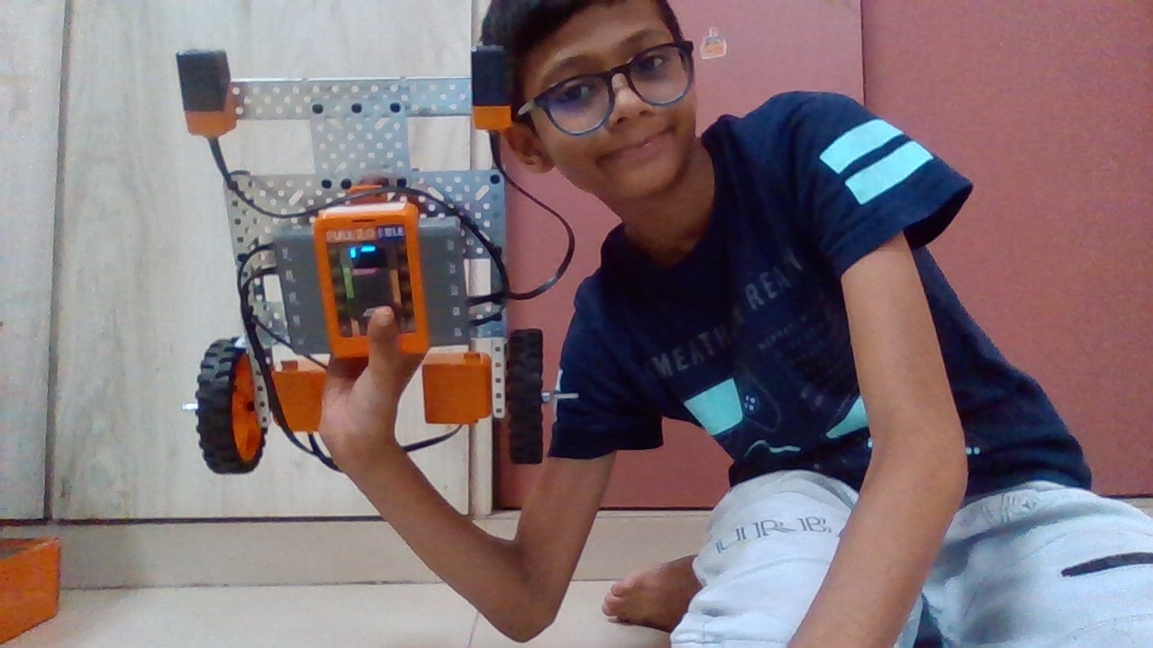 Hand Follower - Avishkaar Project