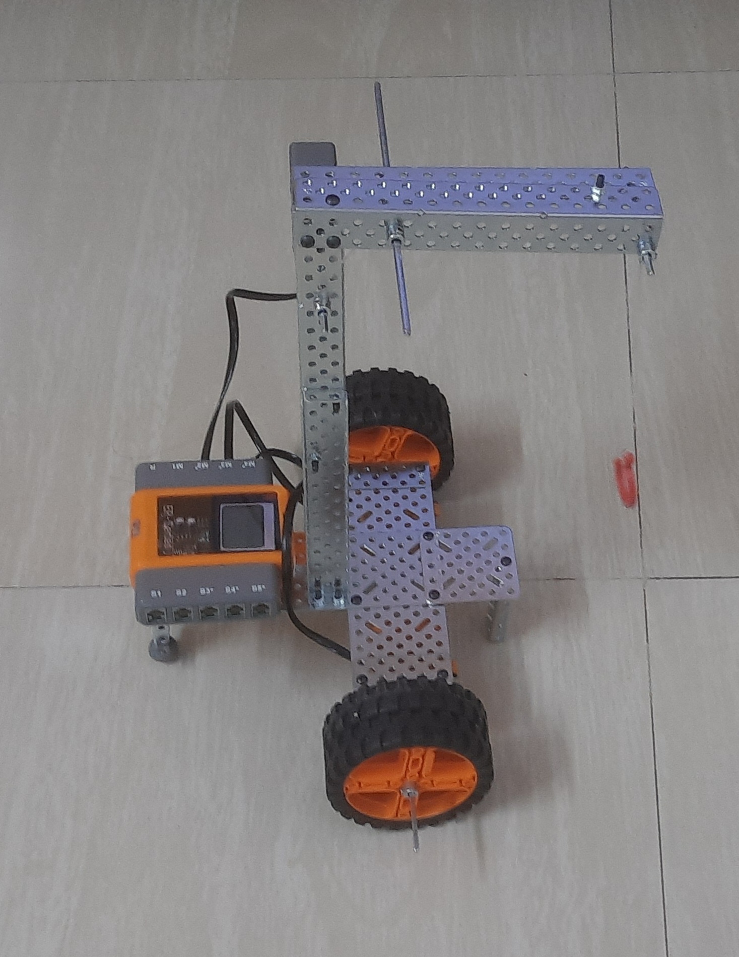 Moving crane - Avishkaar Project