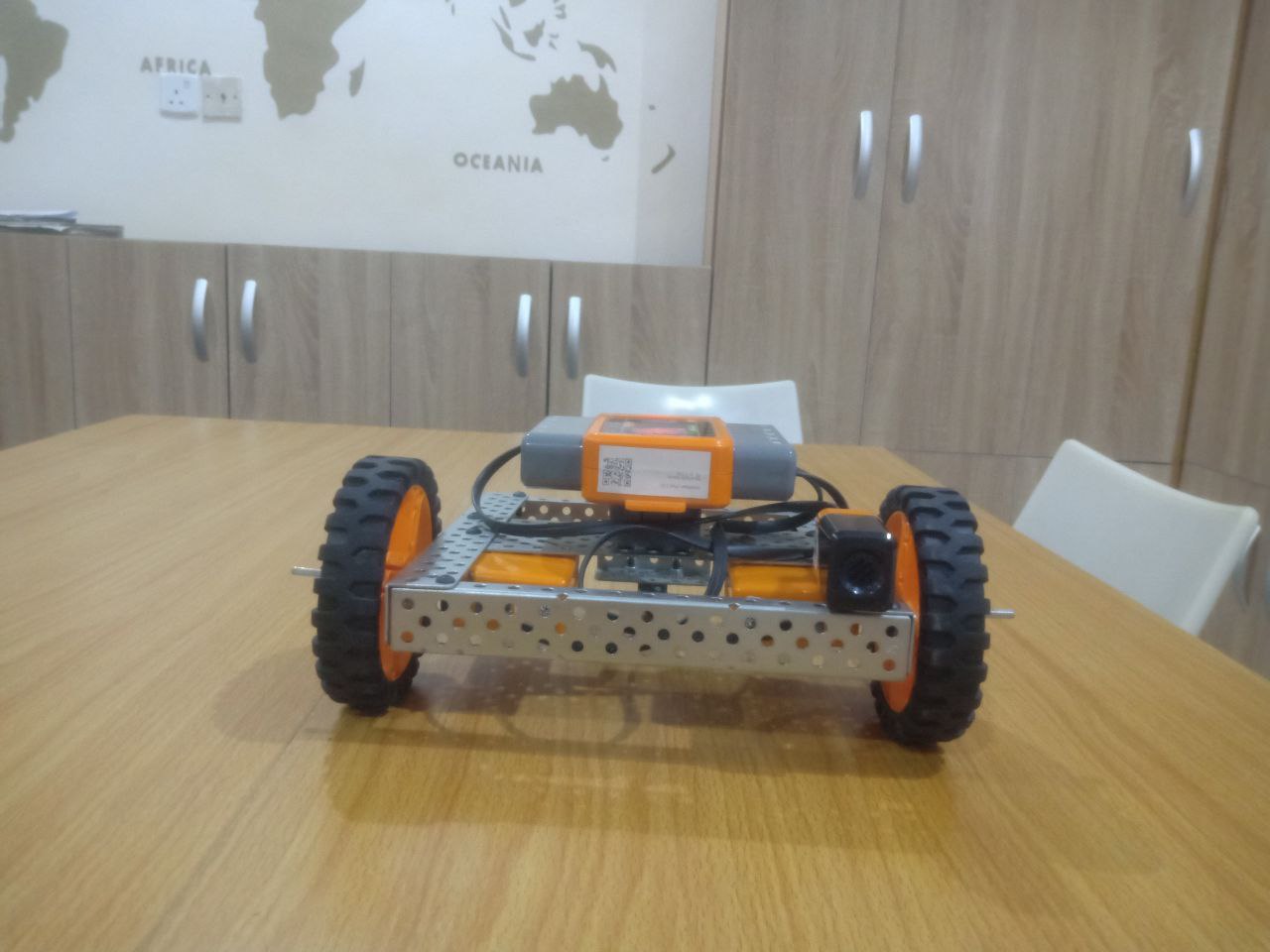 Clap Car - Avishkaar Project