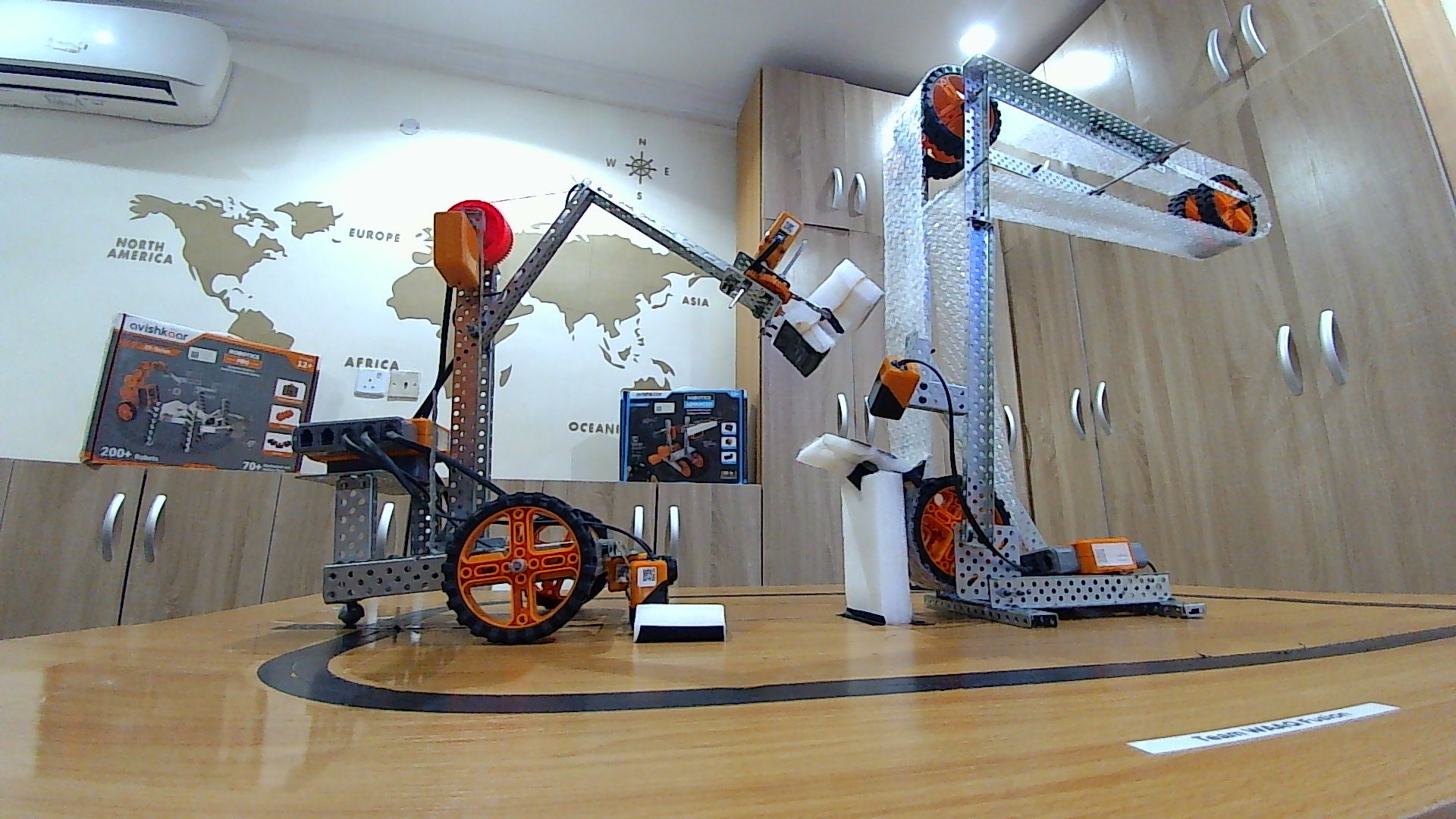 SALT And Conveyor Bots - Avishkaar Project