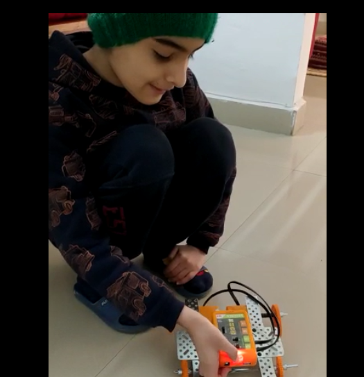 Turtle Robot - Avishkaar Project
