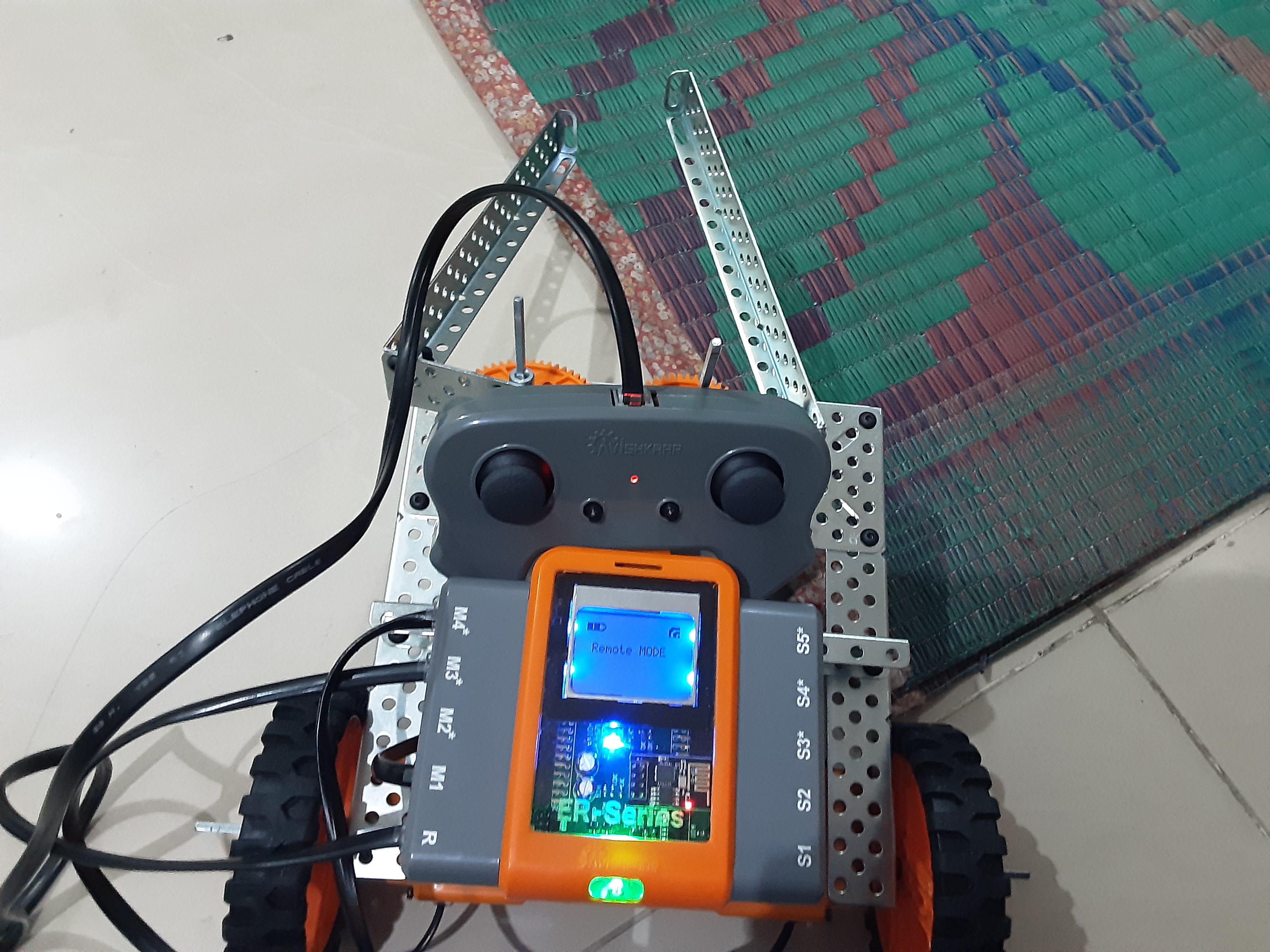 Grab Robot - Avishkaar Project