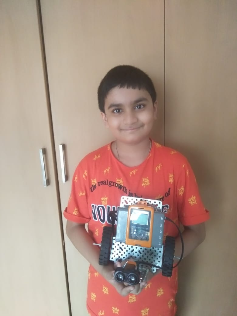 Humanoid Robot Humanishkaar - Avishkaar Project