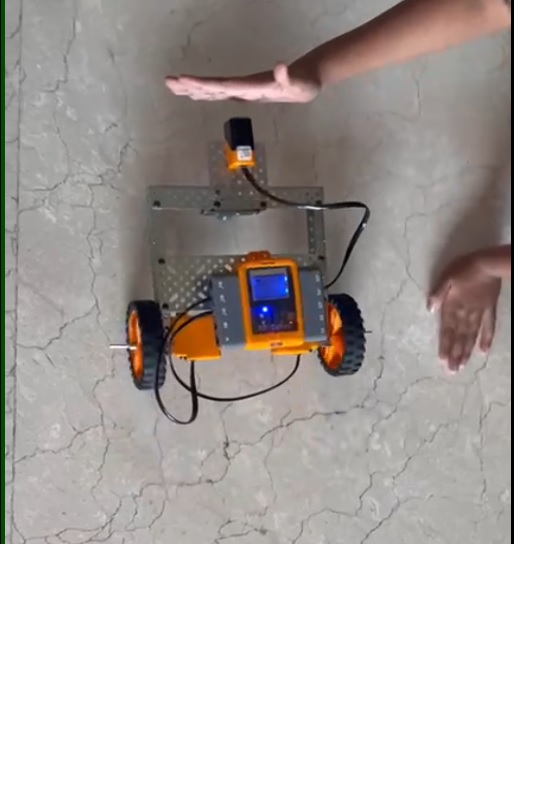 Hand Following Robot - Avishkaar Project