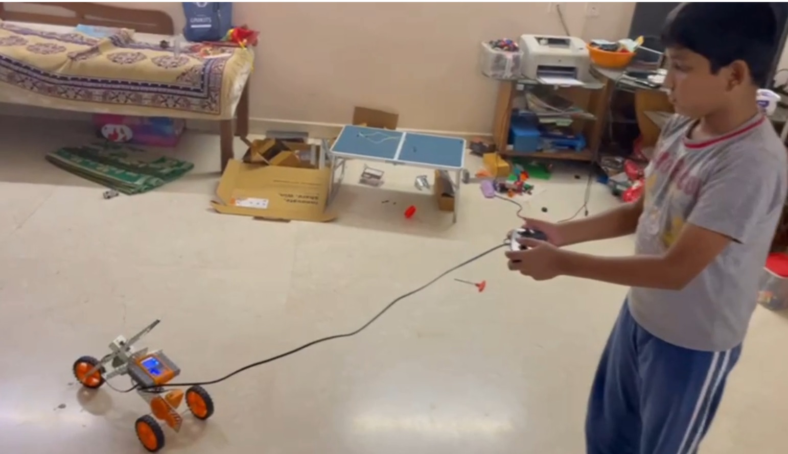 Remote Controlled Tricycle - Avishkaar Project