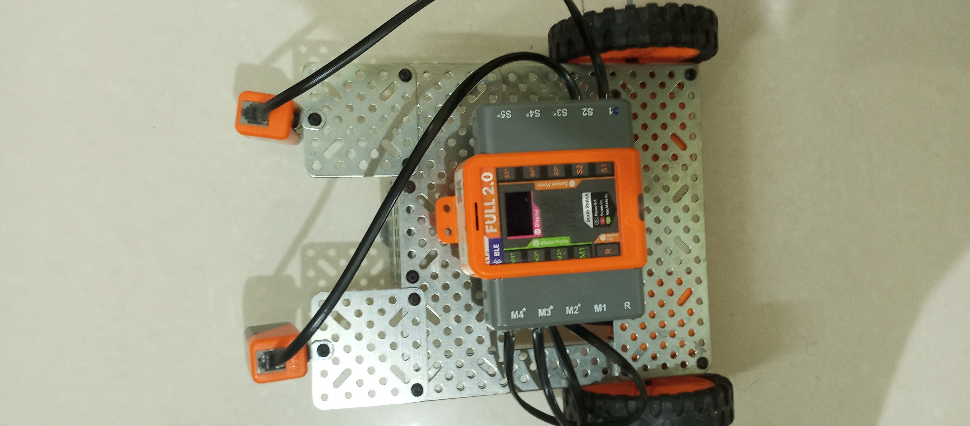 line follower(ir sensor) - Avishkaar Project